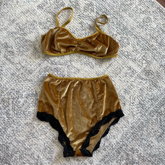 Intimates & Sleepwear | Golden Rod Velvety Bralette And High Waisted ...